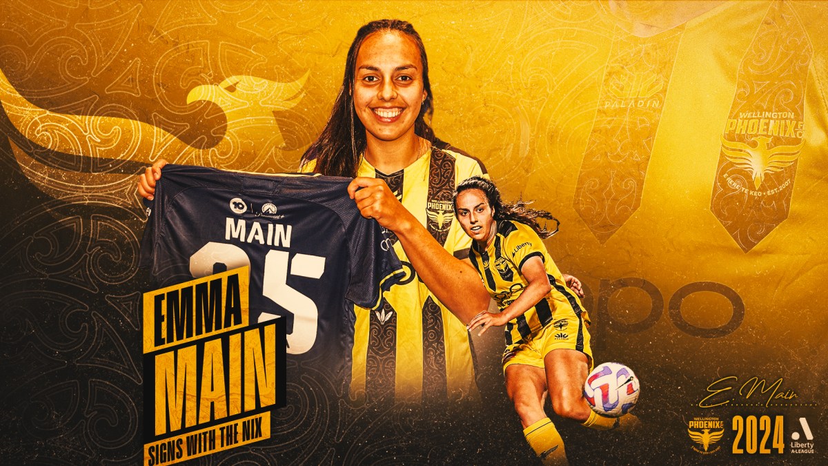 Emma secures Main contract - Wellington Phoenix
