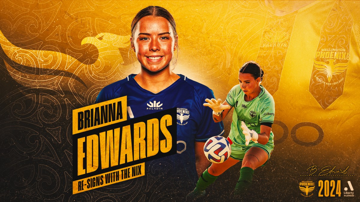 Young 'keeper re-signs after breakout season - Wellington Phoenix