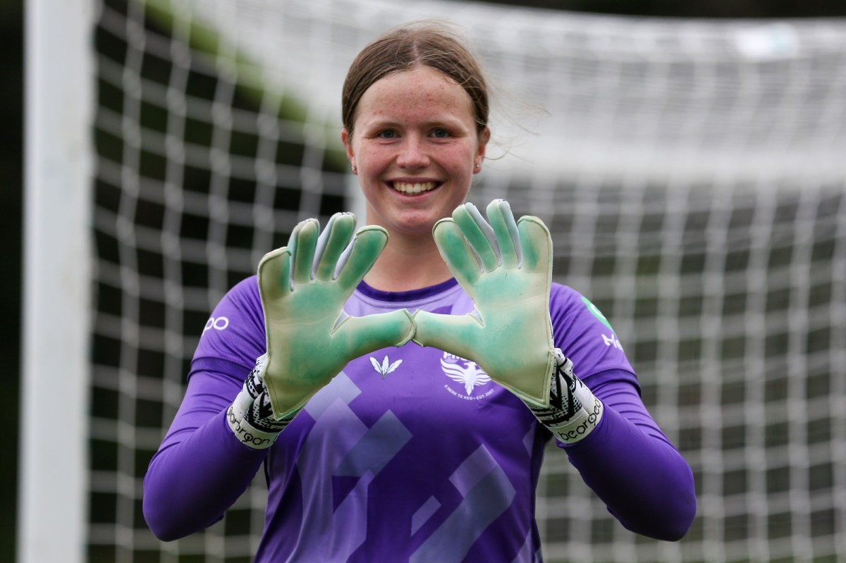 Neary joins the Nix on amateur contract - Wellington Phoenix